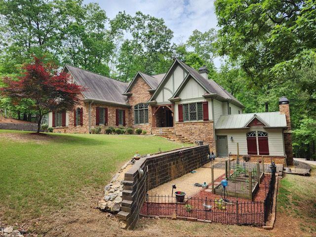 169 Pinebrook Drive