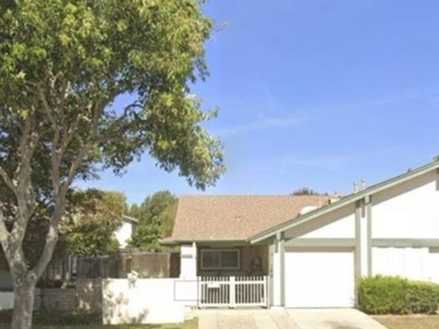 169 Ripley St, Camarillo, CA 93010
