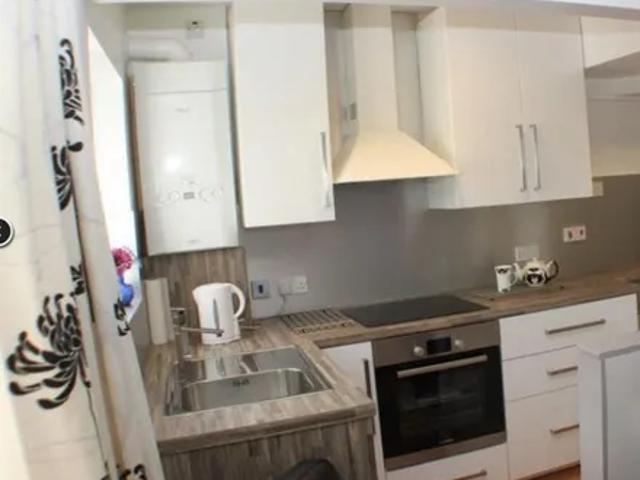 169 Weoley Avenue, Metchley, B29 6PR, United Kingdom | 4 bed duplex for rent #70069844 | Rentberry