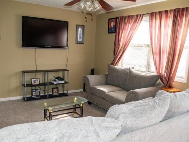 169 Wyndotte Way, Ledbetter, KY 42058
