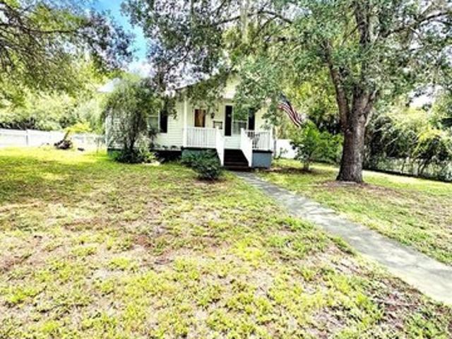 16 52nd St, Yankeetown, FL 34498
