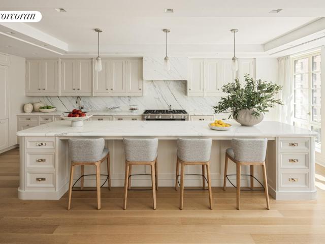 16 5TH Avenue 16