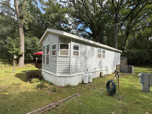 16 66 Woodhaven Lakes