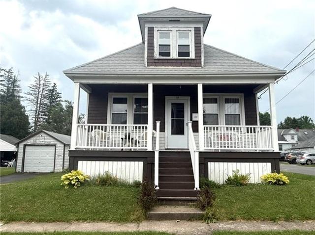 16 7th St, Yorkville, NY 13495