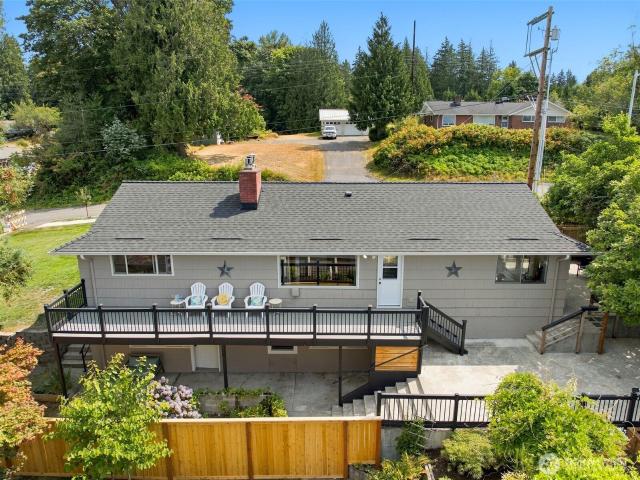 16 81ST Avenue SE