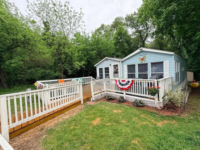 16 17 Woodhaven Lakes