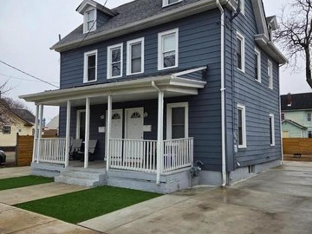16 18 E Washington St, Paulsboro, NJ 08066