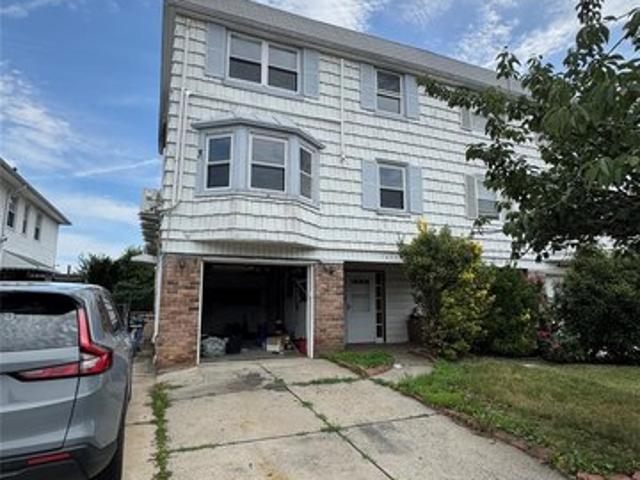 16 33 Bell Blvd, Bayside, NY 11360