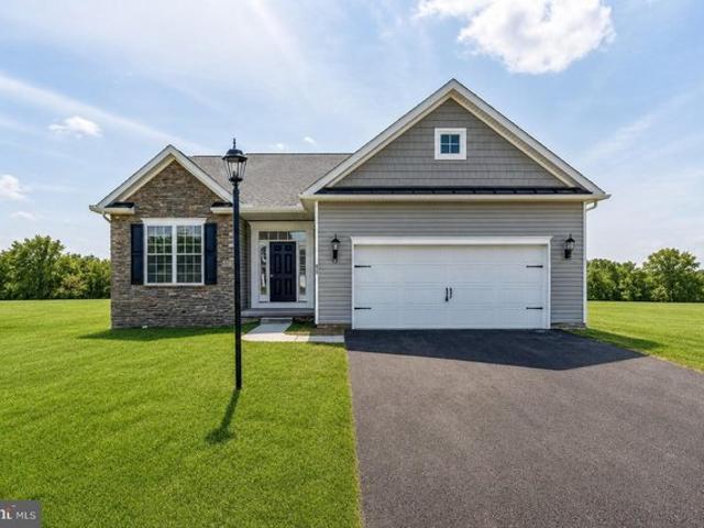 16 Tanager Ct Unit C7, Gettysburg, PA 17325