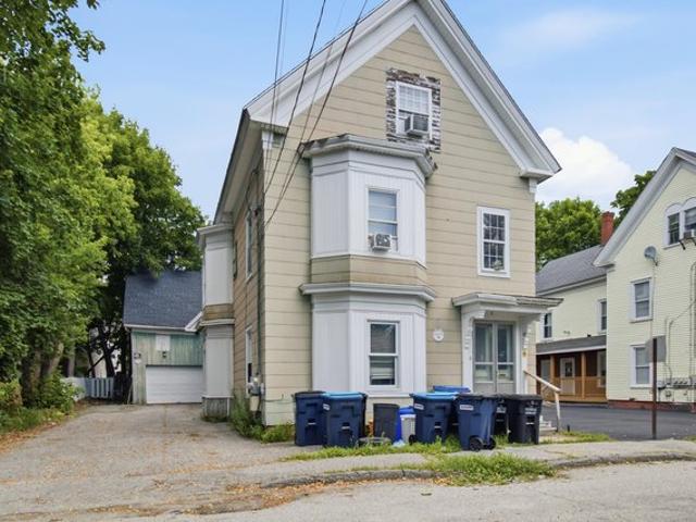 16 Temple St, Auburn, ME 04210