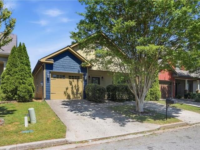 16 Thomas Ct NW, Cartersville, GA 30121