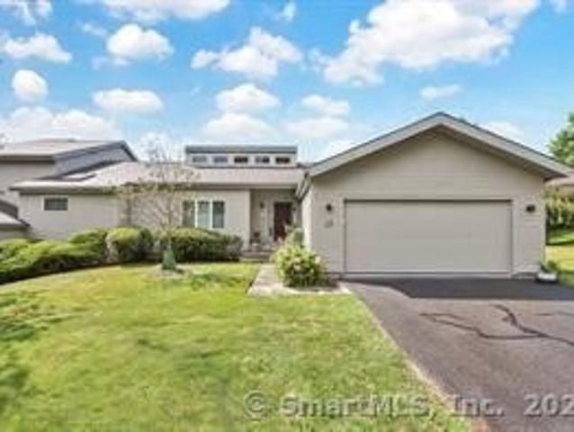 16 Thistle Holw Unit 16, Avon, CT 06001