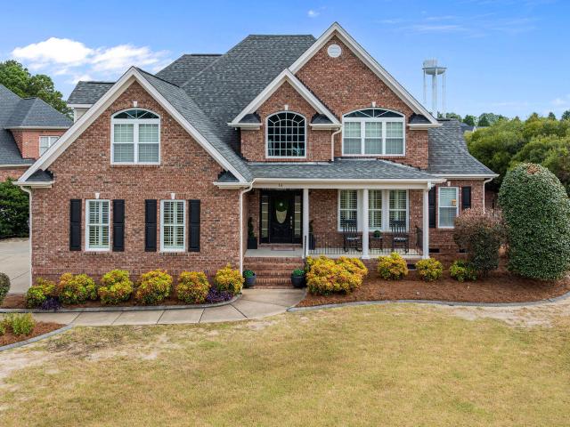 16 Tudor Way