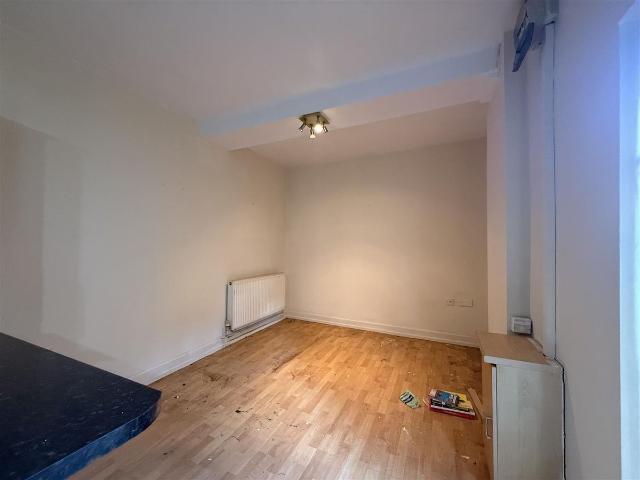 16 Upperton Road, Leicester LE3, 1 bed terraced house to rent, £750 pcm | PrimeLocation