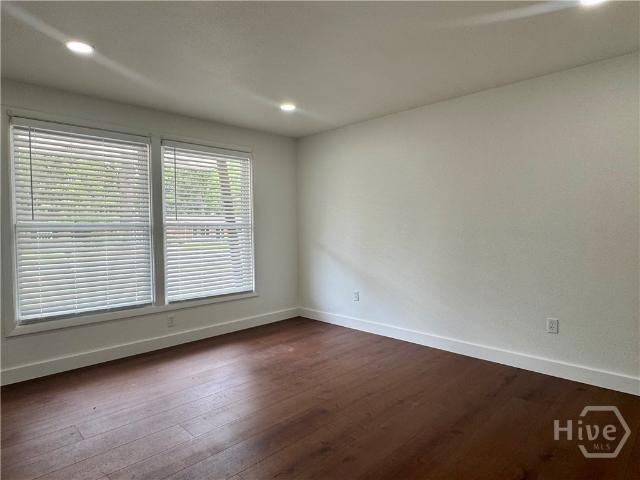 16 Ventura Boulevard