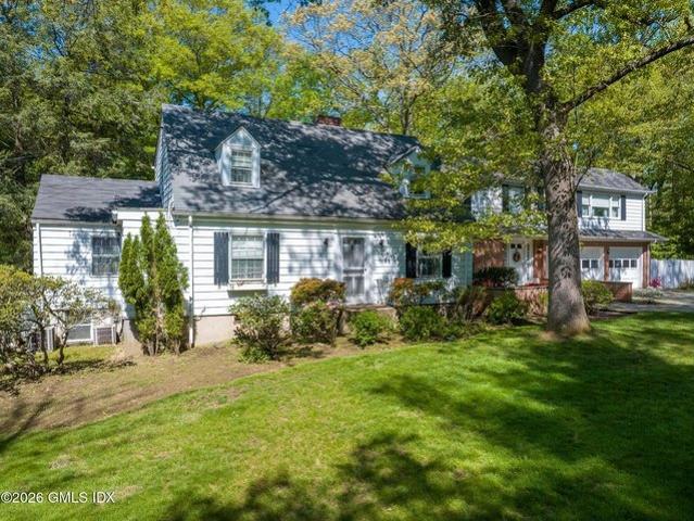 16 Vineyard Ln, Greenwich, CT 06831