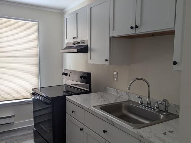 16 Village St, 1 bed, 1 full bath