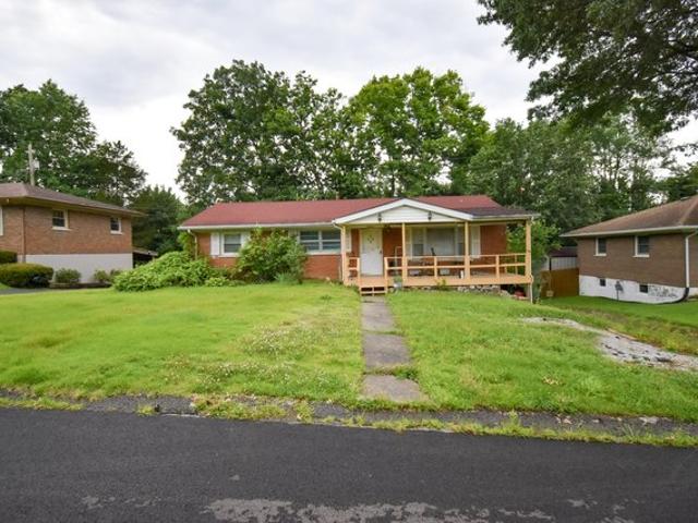16 Virginia Ave, Winchester, KY 40391