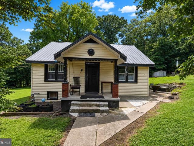 16 Virginia Avenue