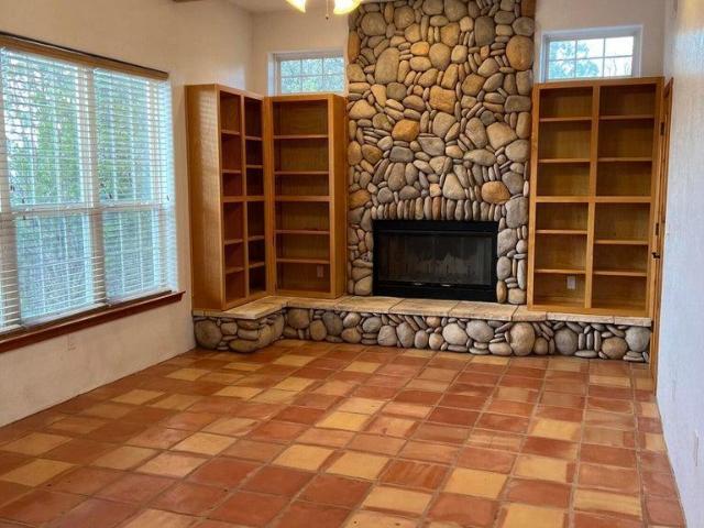 16 Vista Encantada Drive