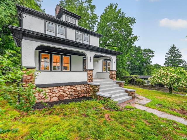 16 W Maple Avenue