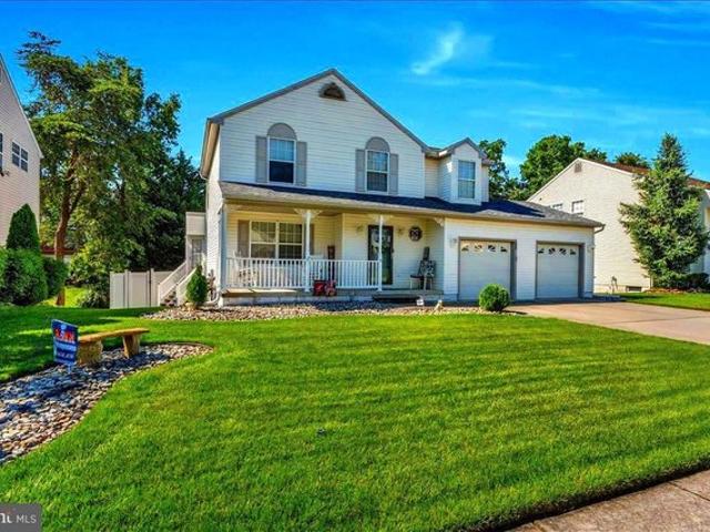 16 W Annapolis Dr, Sicklerville, NJ 08081