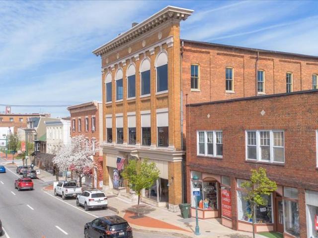 16 W Franklin Street