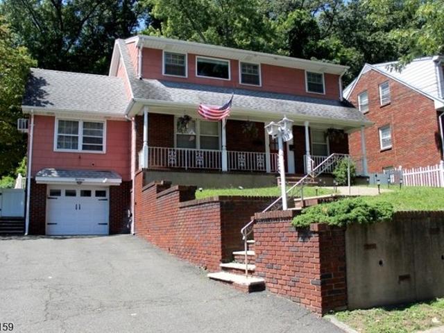 16 W Prospect St, Hawthorne, NJ 07506