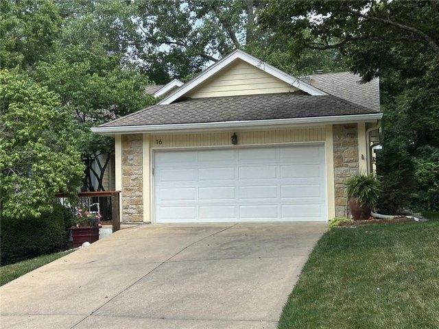 16 W 123rd Ter, Kansas City, MO 64145