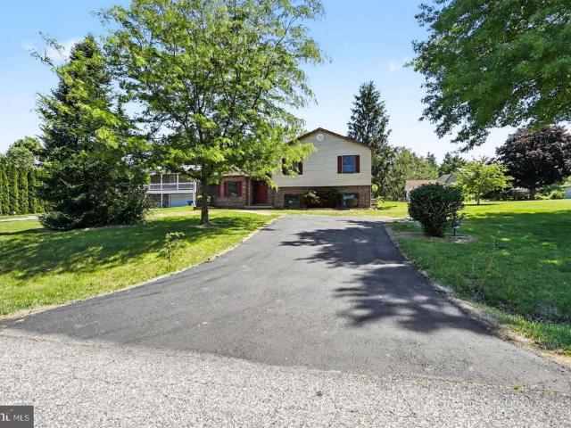 16 Wadsworth Drive