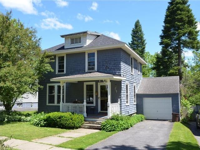 16 Wagner Ave, Whitesboro, NY 13492