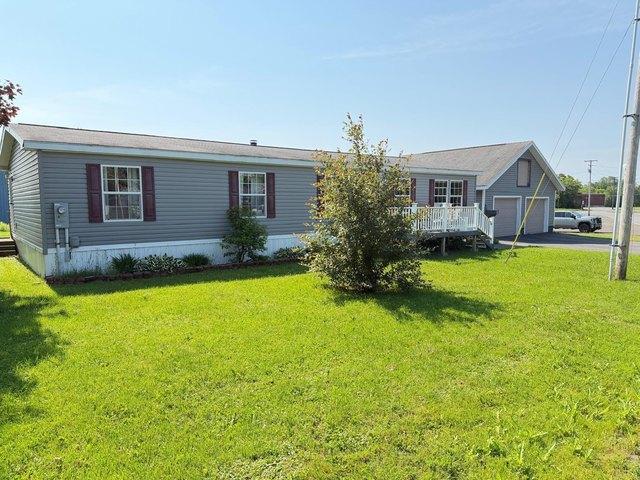 16 Ward St, Presque Isle, ME 04769
