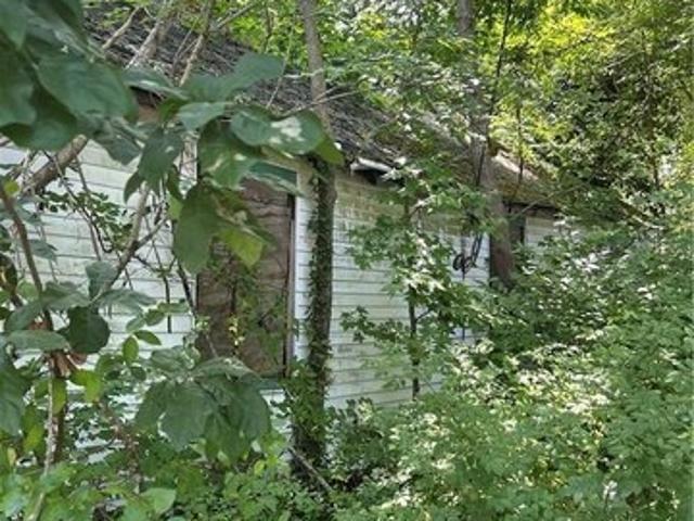 16 Watson St, Onancock, VA 23417