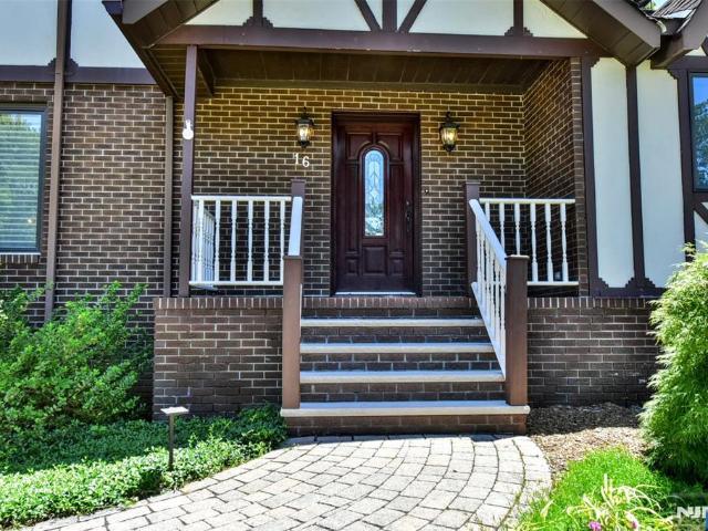 16 Weeden Drive