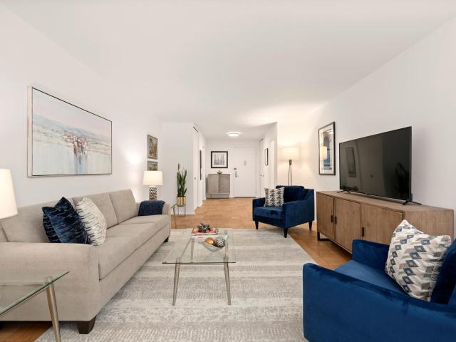 16 West 16th Street, New York, NY