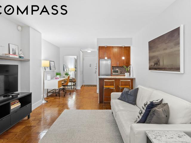 16 West 16th Street, New York, NY