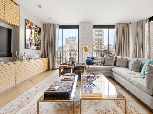 16 West 40th Street, New York, NY