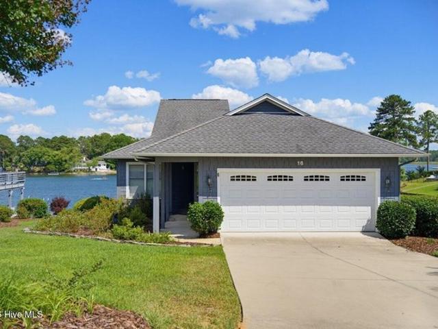 16 Westlake Pointe Dr, Pinehurst, NC 28374