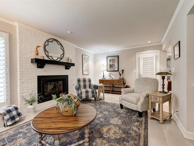 16 Windbrook Sq, Norman, OK 73072