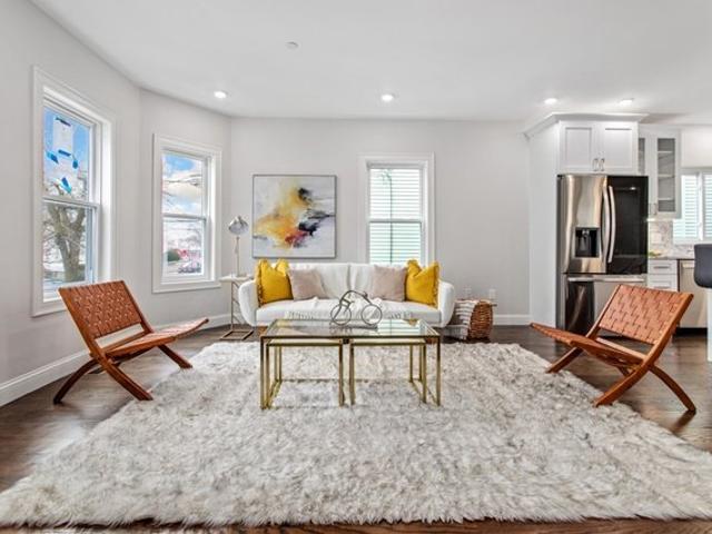16 Willard Ave Apt 1, Medford, MA 02155