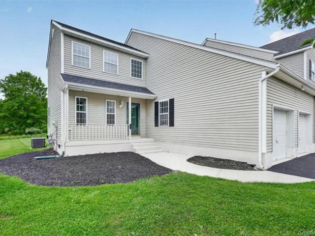 16 Woodfield Dr, Washingtonville, NY 10992
