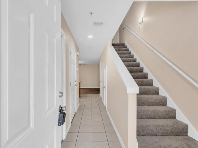 16 Woodham Ave, Unit 102, Fort Walton Beach, FL 32547 | MLS #992556 | Compass