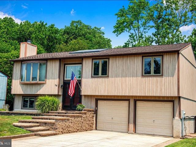 16 Woody Rd, Baltimore, MD 21221