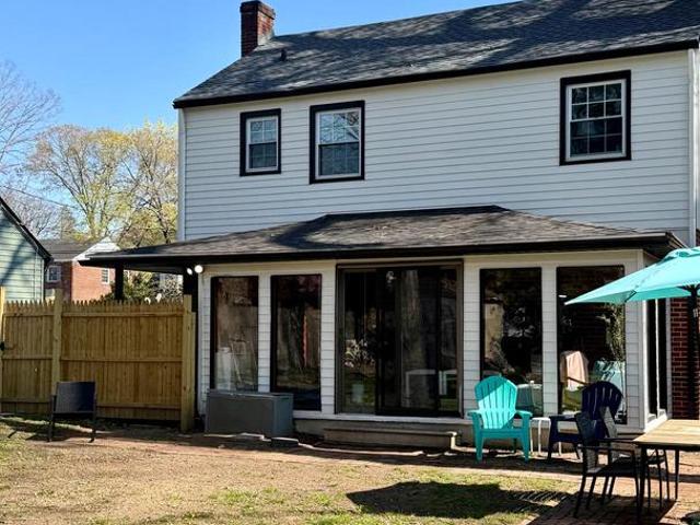 16 Adams Avenue