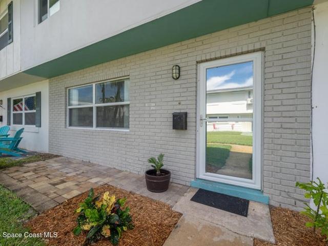 16 Adams Ct, Satellite Beach, FL 32937