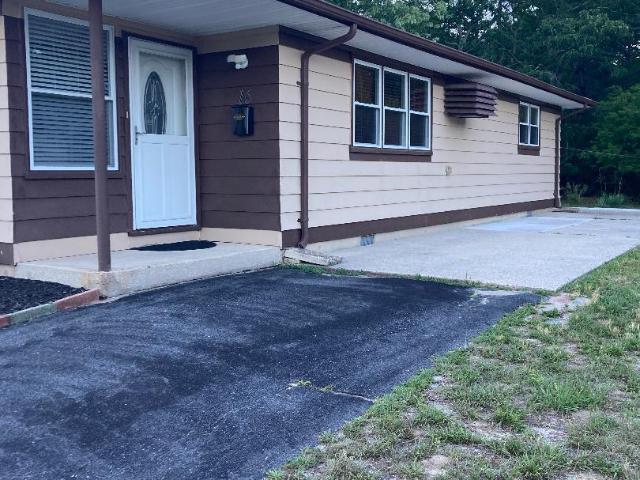16 Allaire Drive