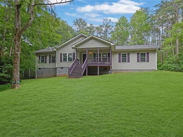 16 Allatoona Woods Trl SE, Acworth, GA 30102