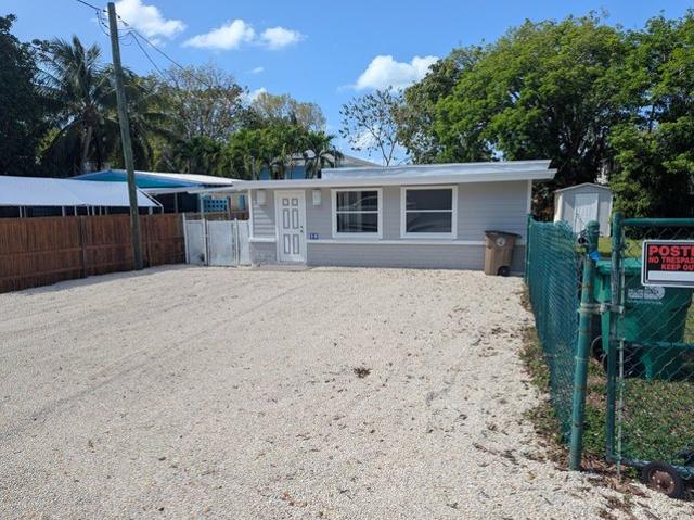 16 and 18 Dolphin Rd, Key Largo, FL 33037