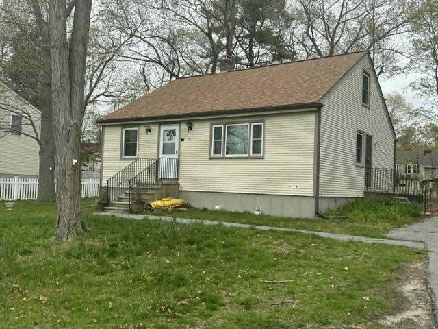 16 Assonet Blvd, Freetown, MA 02702