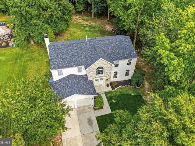 16 Armitage Court